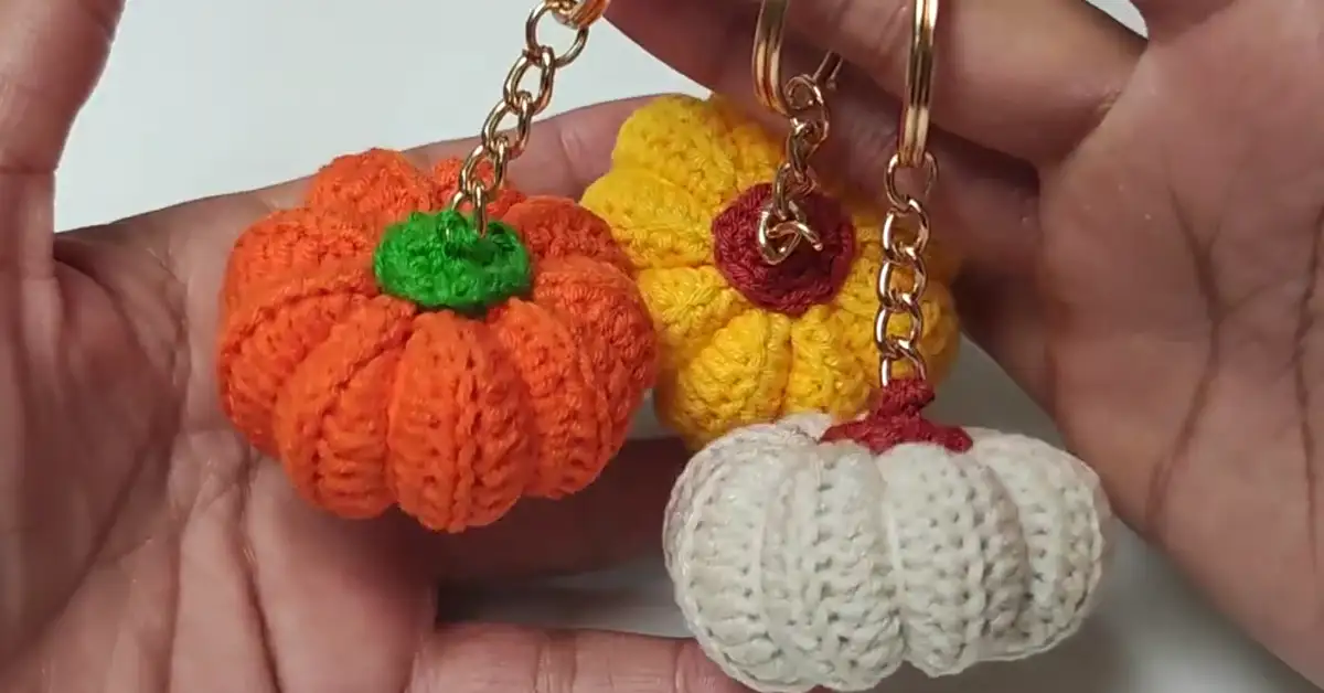 DIY Crochet Pumpkin Keychain: Perfect Fall Craft - Trendcrochet